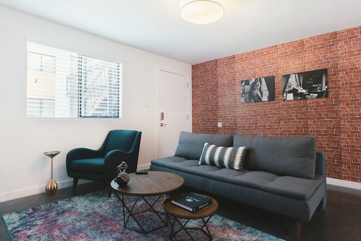 Apollo | 1br Downtown Scene Living - Phoenix Art Museum