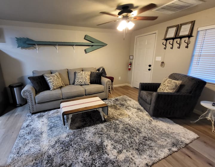 Cozy One Bedroom Mountain Retreat - Ruidoso, NM