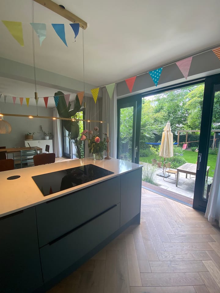 ★ New ★ Amazing Garden Oasis ★ Family Apartment ★ - Amsterdam