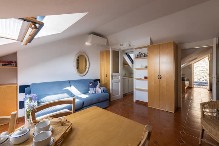 Dans Villa Anglaise Sta Croce Appt Mansardé - Alassio