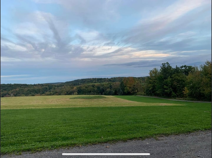 Quiet And Peaceful 1 Bedroom Cottage. - Cooperstown, NY