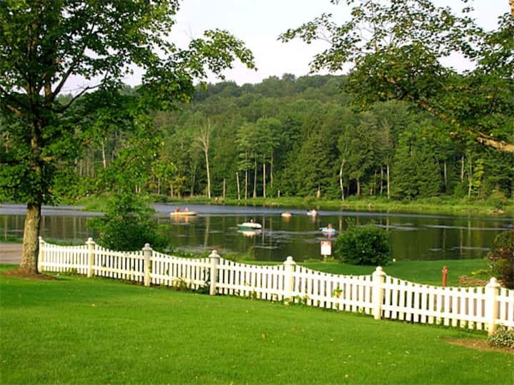 Delightful 3 Bedroom Cottage/townhome. - Cooperstown, NY