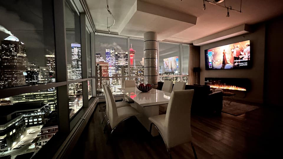 Calgary Metropolitan Area Vacation Rentals & Homes - Alberta, Canada ...