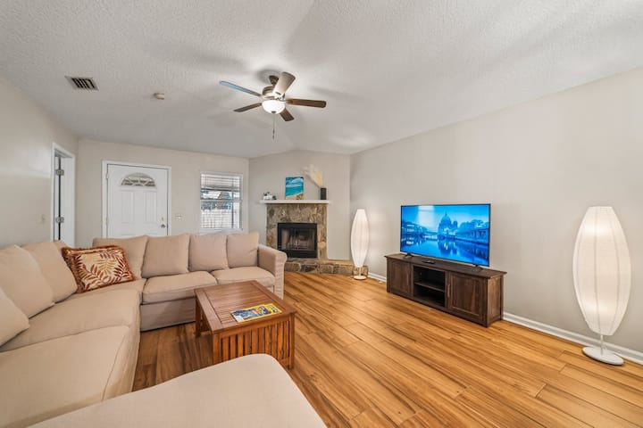 The Pablo Bay Hideaway - Atlantic Beach, FL