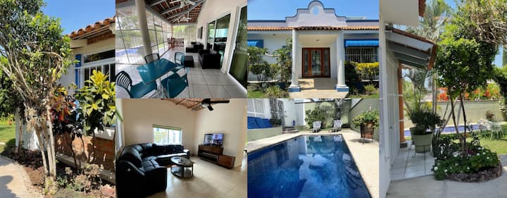 Cheerful 3-bedroom House With Pool - Ajijic