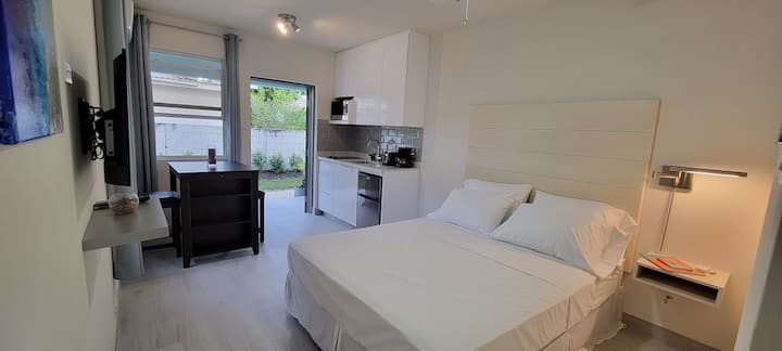 Rendezvous Dreams- Studio Apartment - Barbados