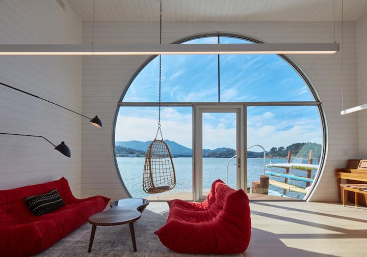 World’s Best  Houseboat - Sausalito