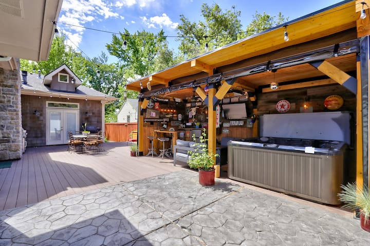 Deluxe Corp Housing | Feels Like A Vacation! - Boise, ID