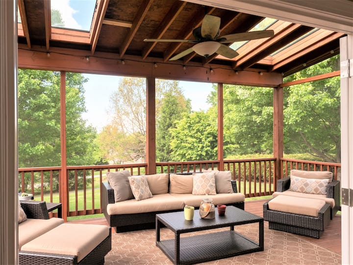 Stylish House With Serene Screened Porch - Blacksburg, VA