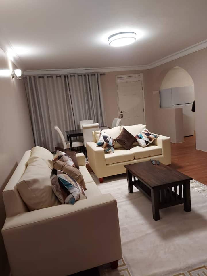 Lovely 3 Bedrm 2 Bath, Bukoto-kampala @Seruma Apt3 - Kampala