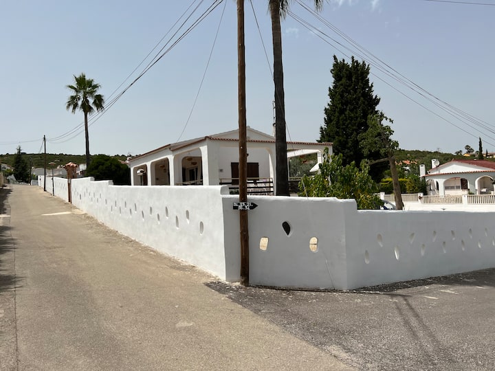 Agradable Villa Independiente Reformada - Peniscola