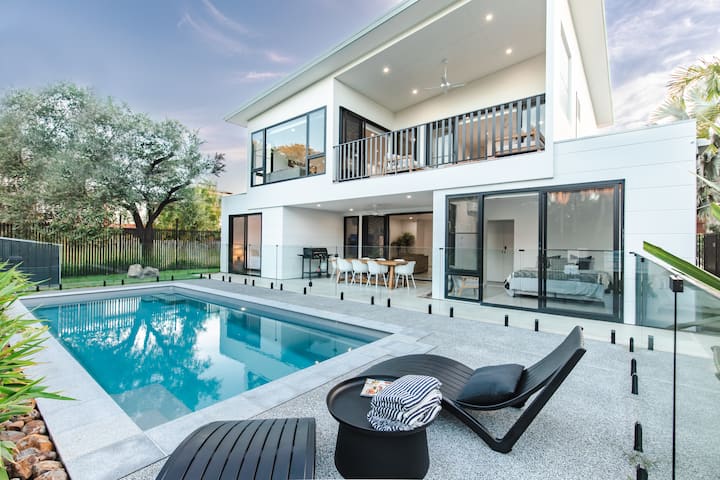 The Dūne - 4 Br W/ Private Pool - 100m To Beach - Agnes Water