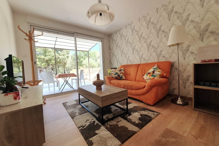Magnifique Suite Dans Maison Individuelle - Lauris