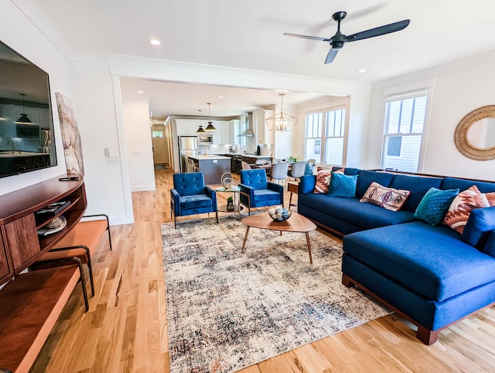 Beautiful East Nashville Home With 2-car Garage - Nashville, TN