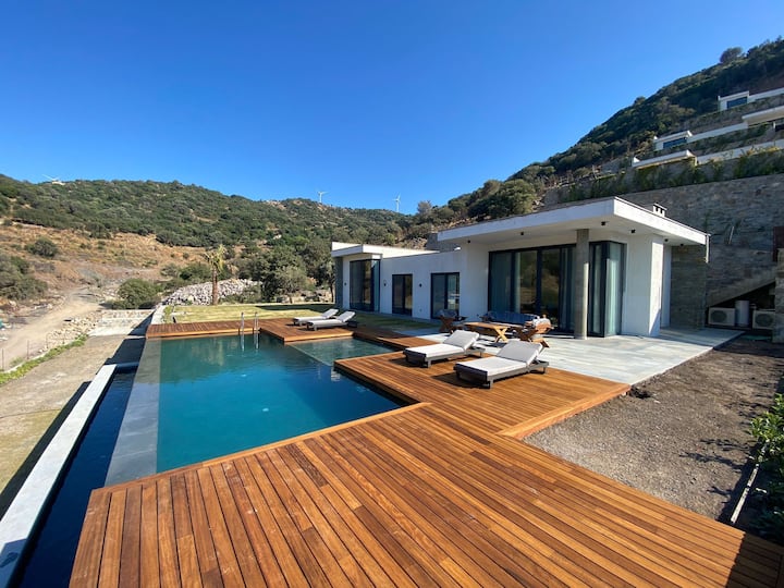 Sea View Villa For Rent | Metis Holiday - Gümüşlük