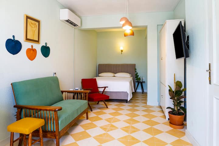Ayvalık Merkezde Keyifli Bir Daire - Ayvalık