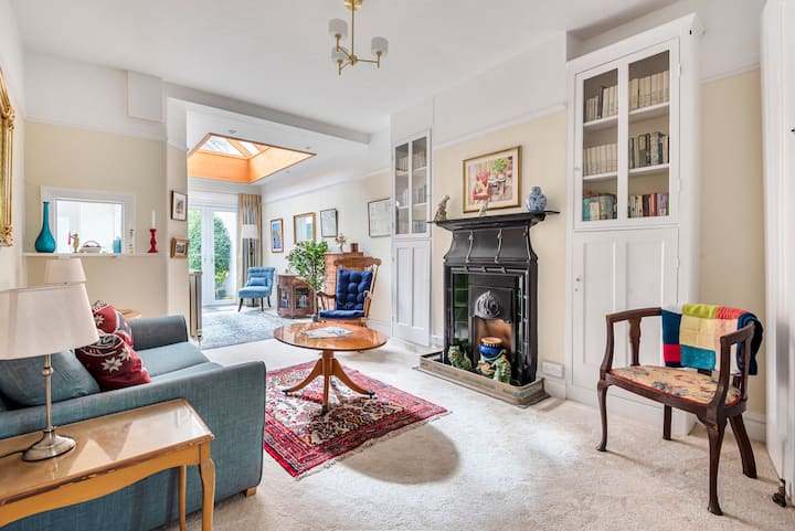 Spacious Seaside & Riverside 4-bedroom Devon House - Sidmouth