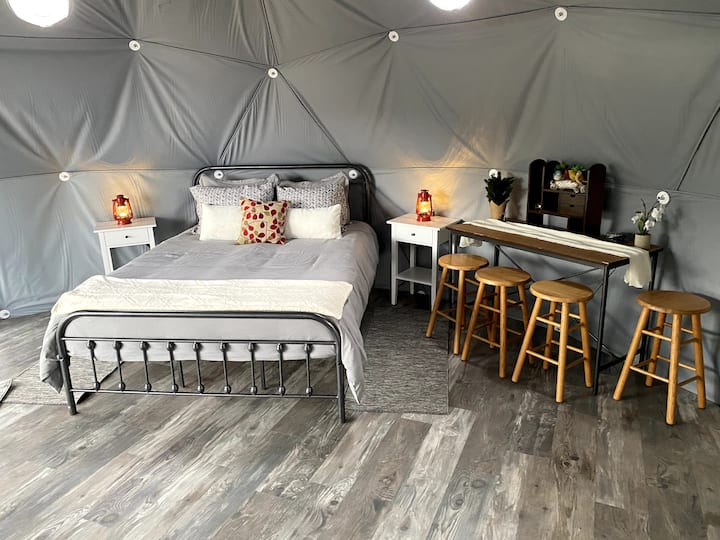 Canyonlands Dome Resort, Blue Mountain Dome 5 - Monticello, UT