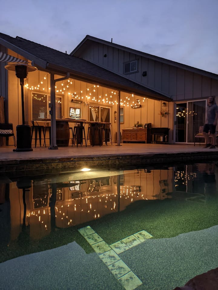 805 Oasis ~ Studio Suite W/ Private Pool & Hot Tub - Austin Hope Winery, Paso Robles