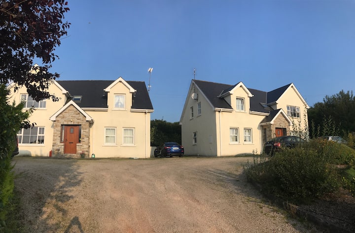 Large And Modern Cottage - Rathmullan