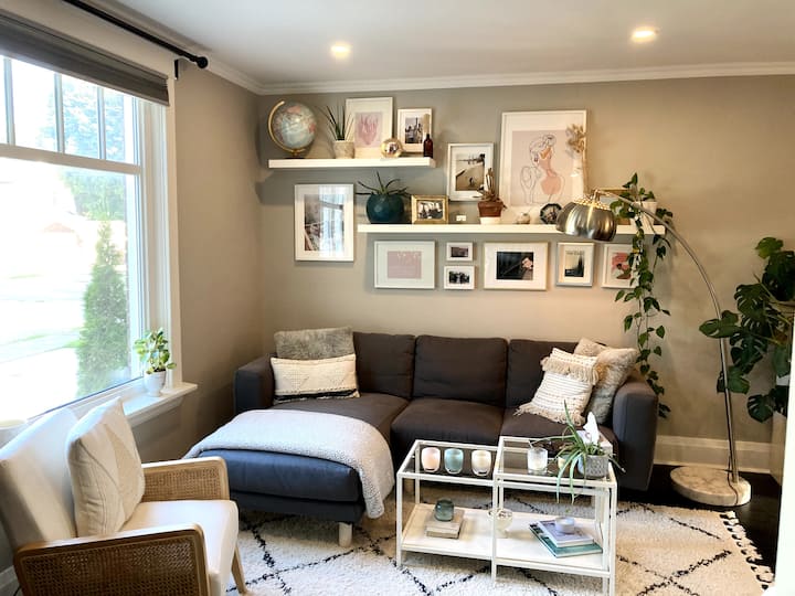Beautiful Modern Century Home Minutes From Harbour - Owen Sound