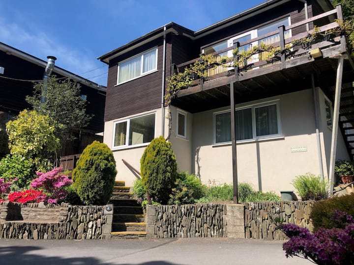 2 Bed Home In Lynton With Parking & Ev Charging - Lynton