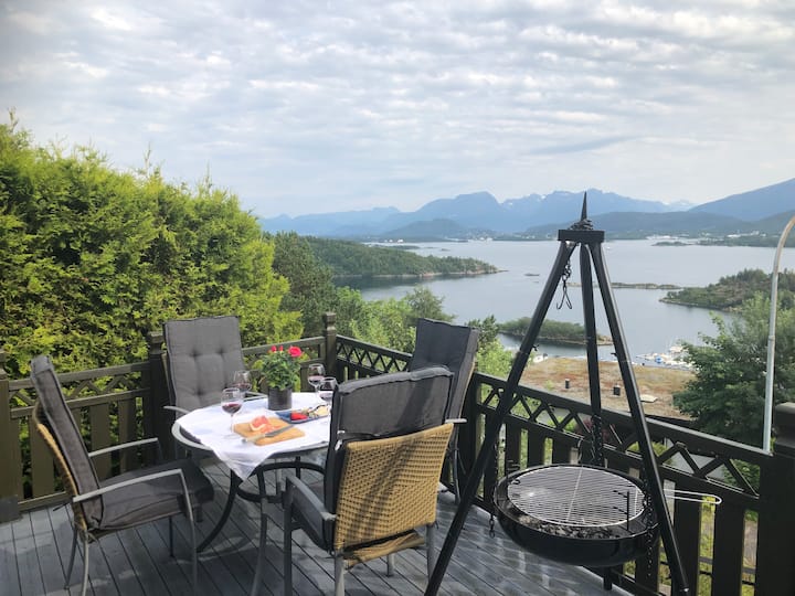 Apartment With Fantastic View And Free Parking - Alesund