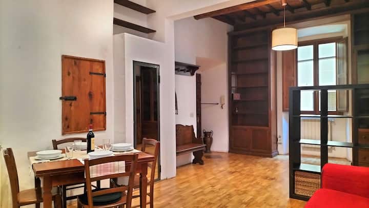 Santi Apostoli Quiet 2 Bedrooms Apartment - Florence