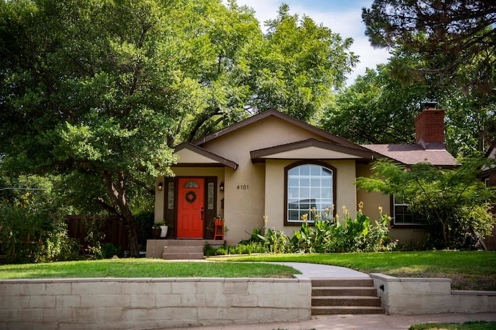 Charming, Central & Bright Casita + Dickies 5min - Fort Worth