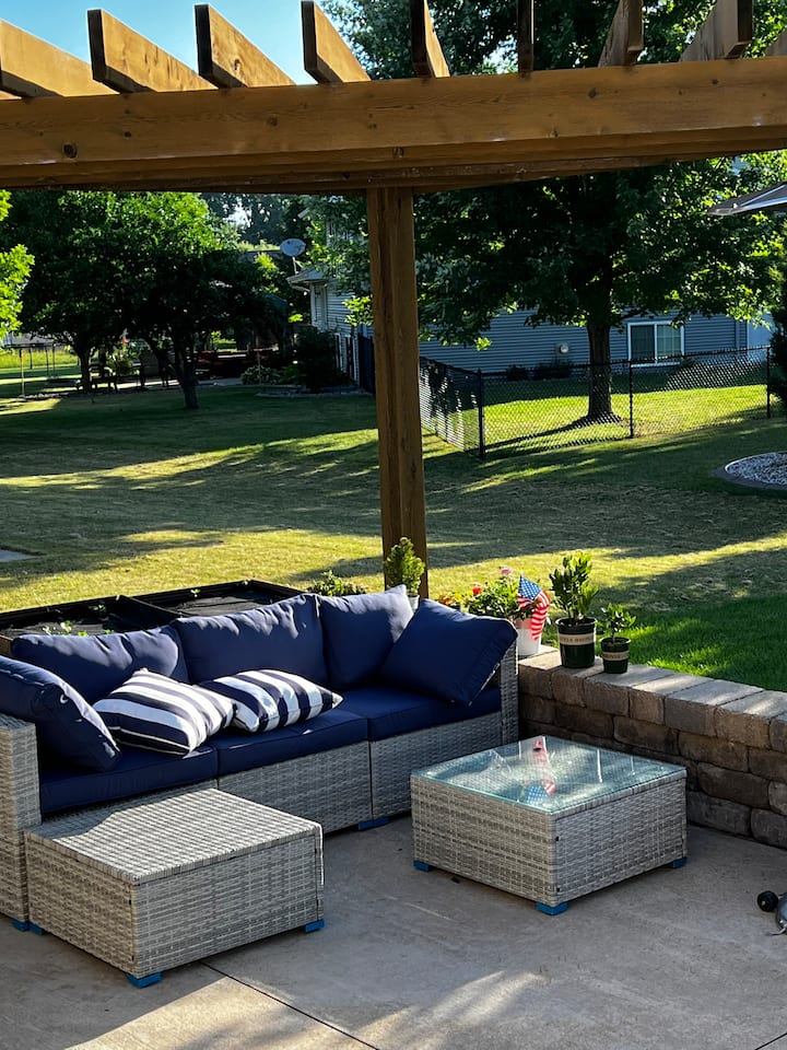 Eaa / 1 Bedroom 1 Bathroom - Oshkosh, WI