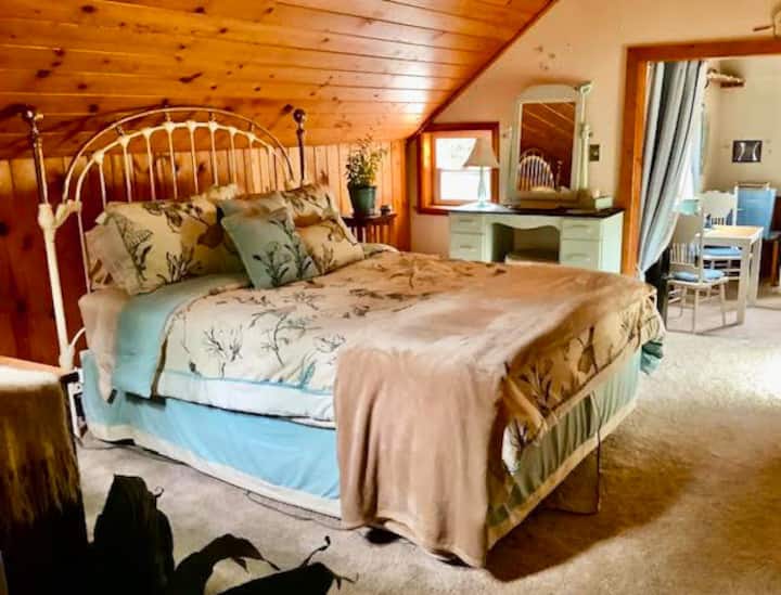 Cozy B&b Guest Room Suite In Elk Valley - Crescent City, CA
