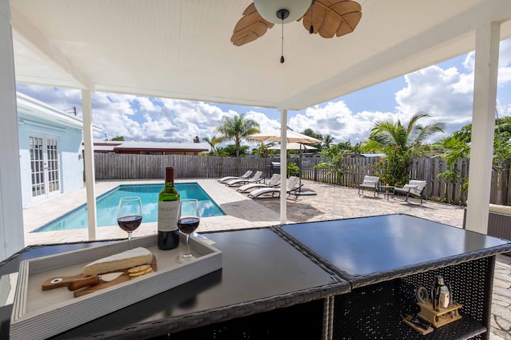 Sunshine Retreat! New! Sparkling Blue Pool And Spa - West Palm Beach, FL