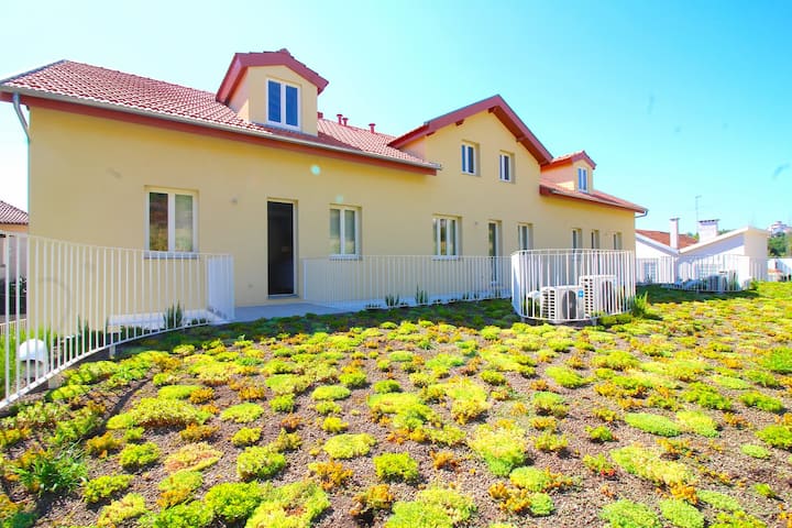 4 Bedroom Apartment - Casa Capitão I - Guimarães