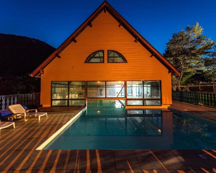 Superbe Appartement Dans Résidence Avec Piscine - Arreau