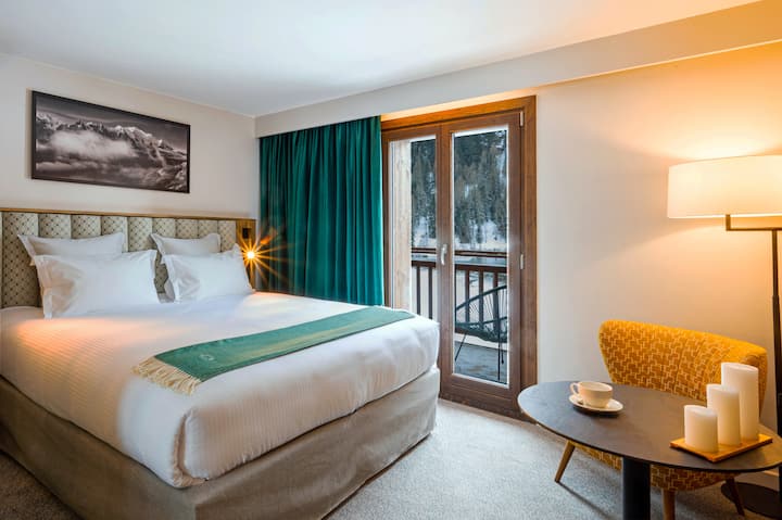 Chambre Confort Lac/montagne Avec Petit Déjeuner - Tignes