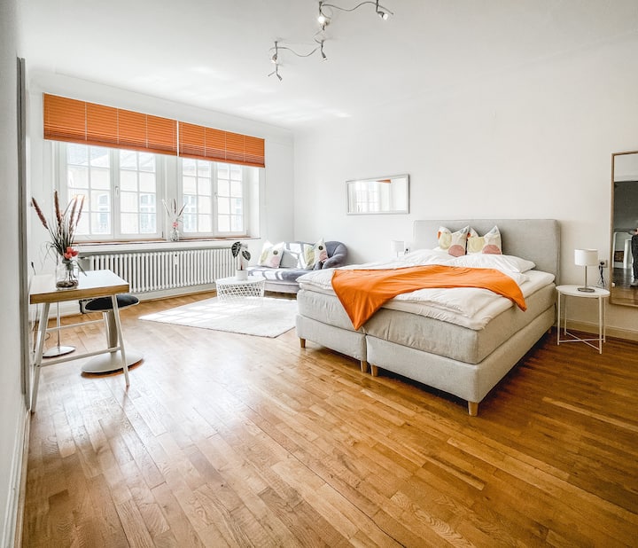 Z5: Hostel Am Marktplatz Von Echternach - Echternach