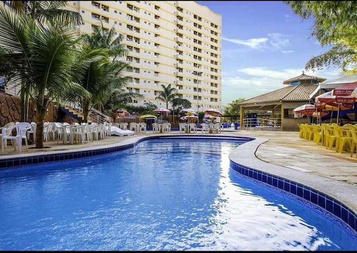 Flat Encantador Com Piscinas E Diversão! - Caldas Novas