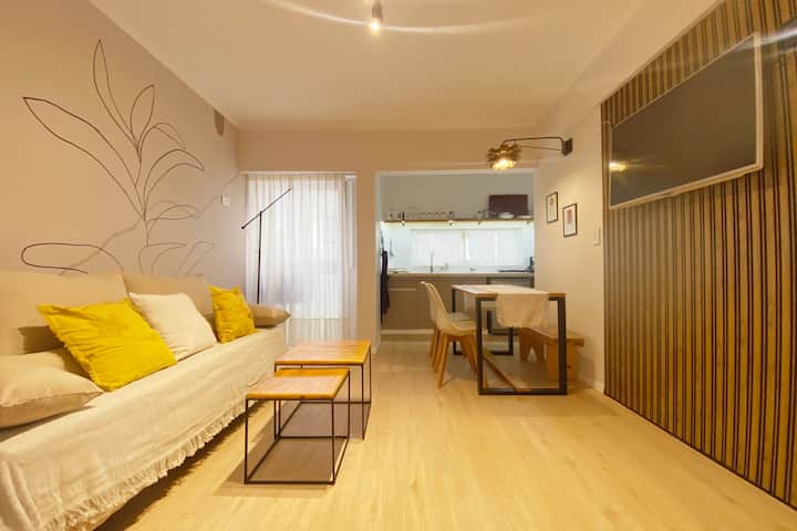 Apartamento Reformado A Nuevo En Pleno Centro - Argentina