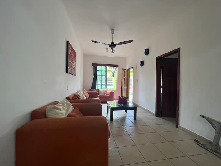 Casa Familiar Completamente Amueblada Para Habitar - Chetumal