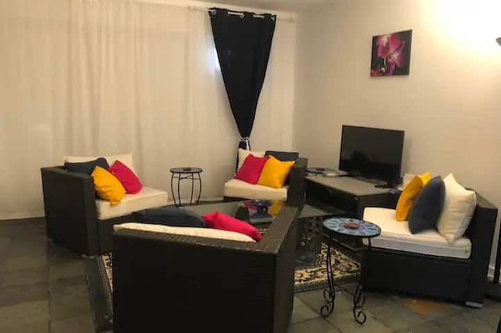 Amar's Guesthouse - Studio With 2 Beds - Santa Monica, CA