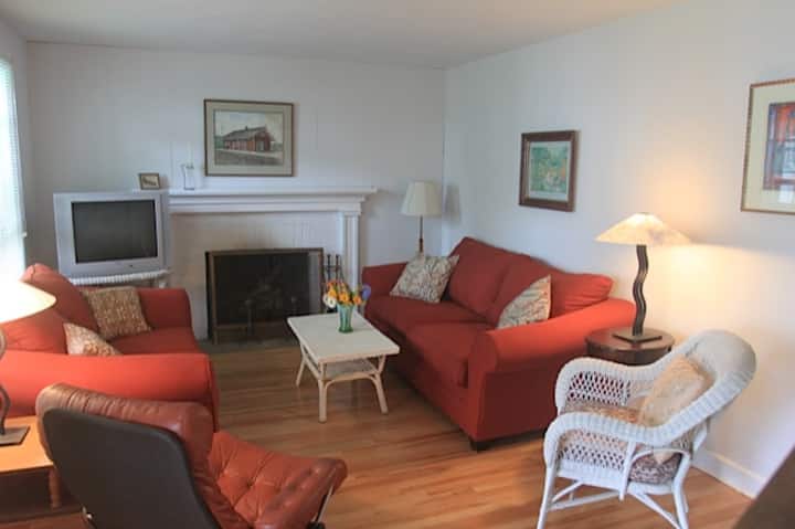 Westbrook Ct, Private Beach, 4 Bedroom Home, - Old Saybrook, CT