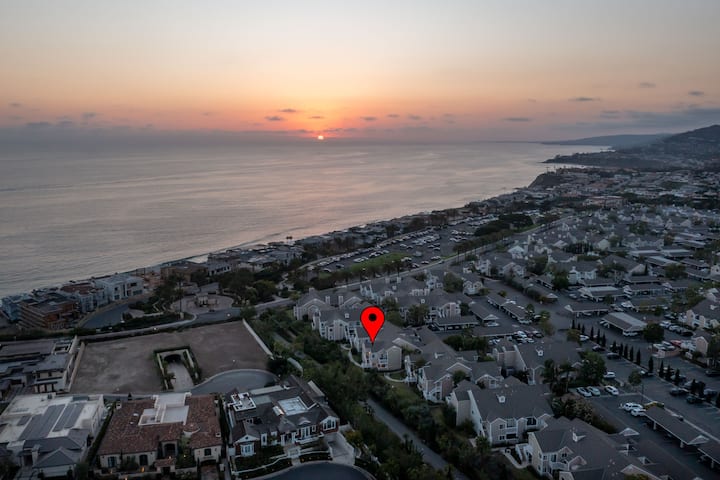 Modern Beachside 2 Bedroom Retreat - Dana Point, CA