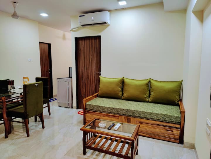Bliss 61: Lovely 1 Bhk Serviced Apt Near Kokilaben - Mumbai