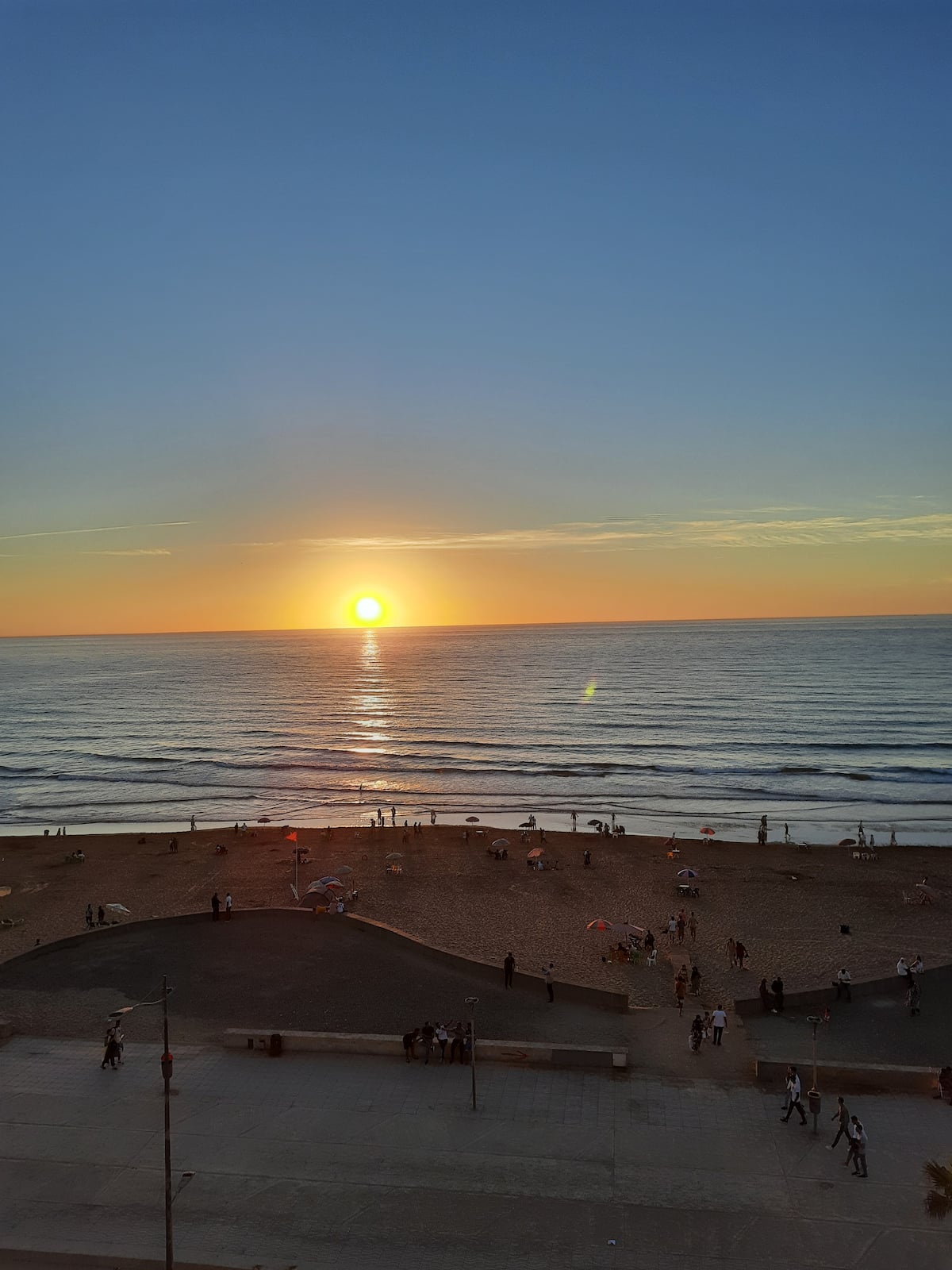 Plage des Nations : hébergements à proximité pour votre voyage ...