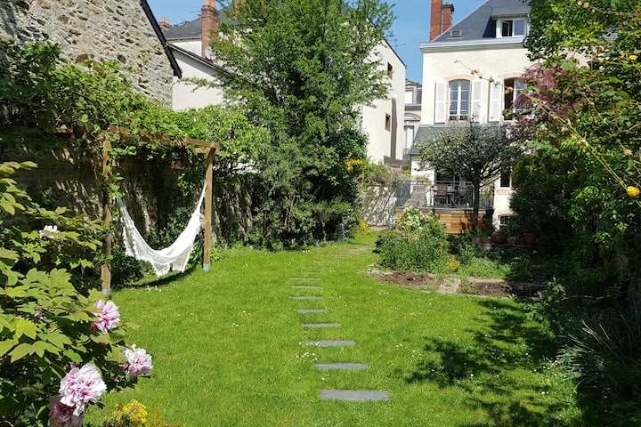 Jolie Maison Hypercentre-gare Jardin Piscine (Lg) - Laval, France