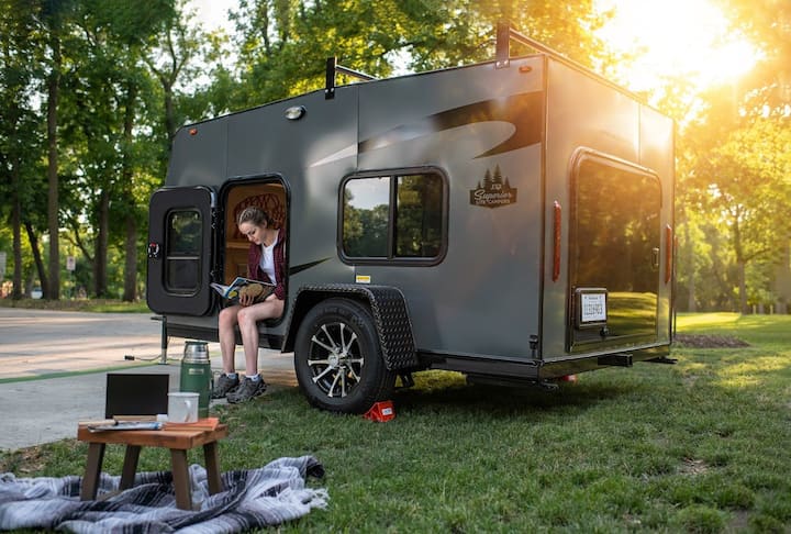 Bisonte Superior Light Camper - North Dakota