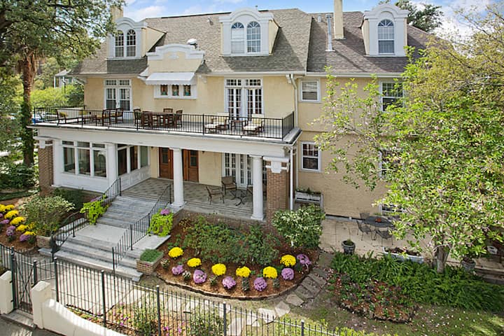 Grand Luxury In The Garden District, 9 Bedrooms - New Orleans, LA