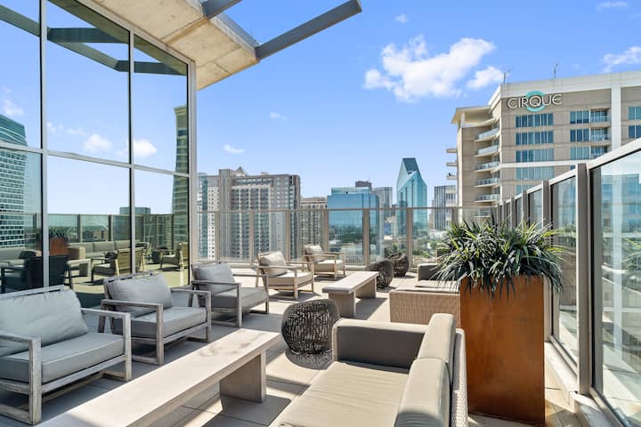 Dallas Downtown Historic District Vacation Rentals & Homes - Dallas, TX ...