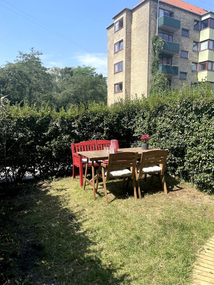 Lejlighed Med Privat Have Nær Skøn Natur Og Byliv - Copenaghen