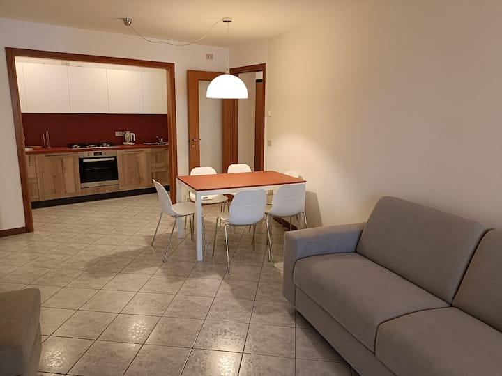 Splendido Appartamento Con Posto Auto In Cortile - Grado